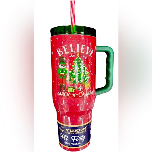 BUC-EE'S | Dining | New Bucees Christmas Tumbler 224 | Poshmark